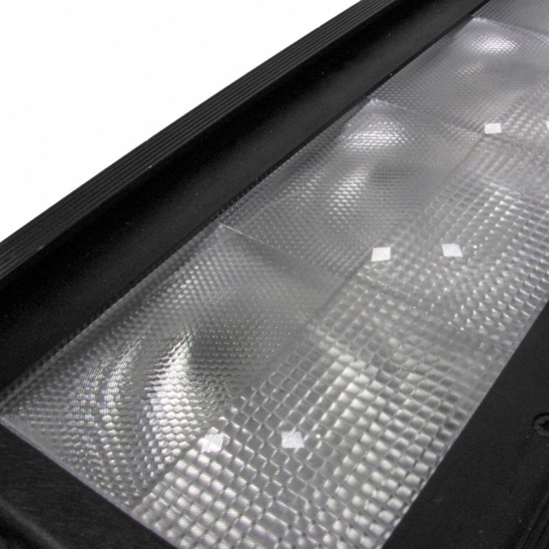 裏方屋ドットコム,Chroma Q Color Force II 12（クロマキュー）